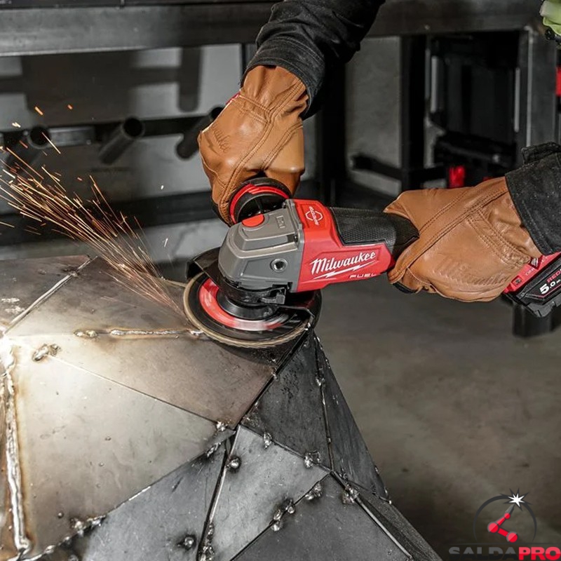 Smerigliatrice angolare Milwaukee M18 Fuel FSAG One-Key 125mm in Kit ...